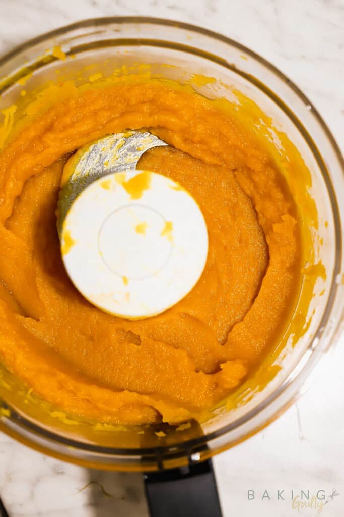 How to Make Homemade Pumpkin Puree - Baking Guilty